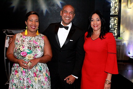 Milka Hernández, Salvador Batista, Azize Melgen | AlMomento.net ...