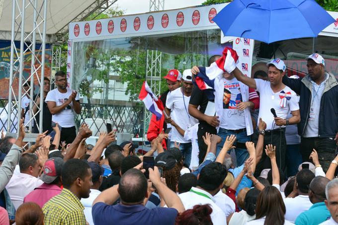 los-dominicanos-llevan-mas-de-30-anos-en-busca-de-records-guinness ...