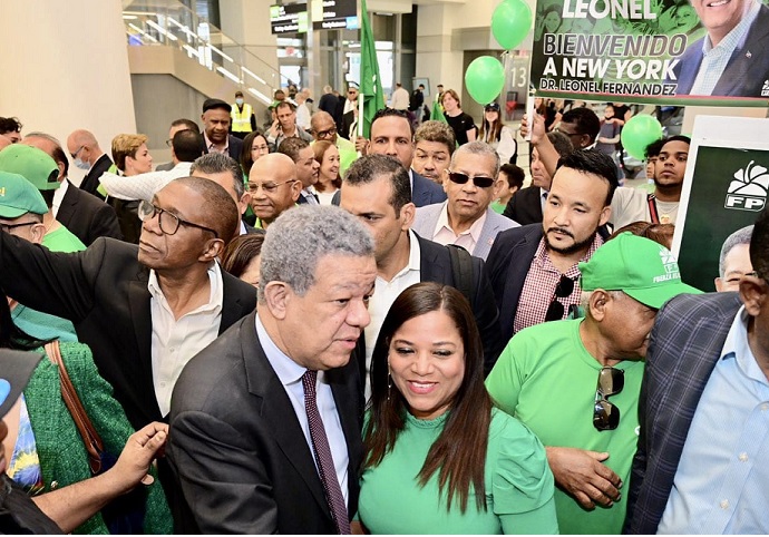 NUEVA YORK: Leonel es recibido por decenas de sus seguidores ...