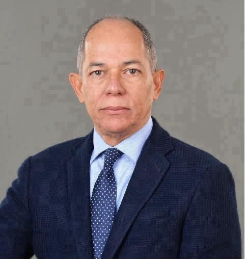 Economista había sugerido al Gobierno elevar al 30 % el ISR | AlMomento ...